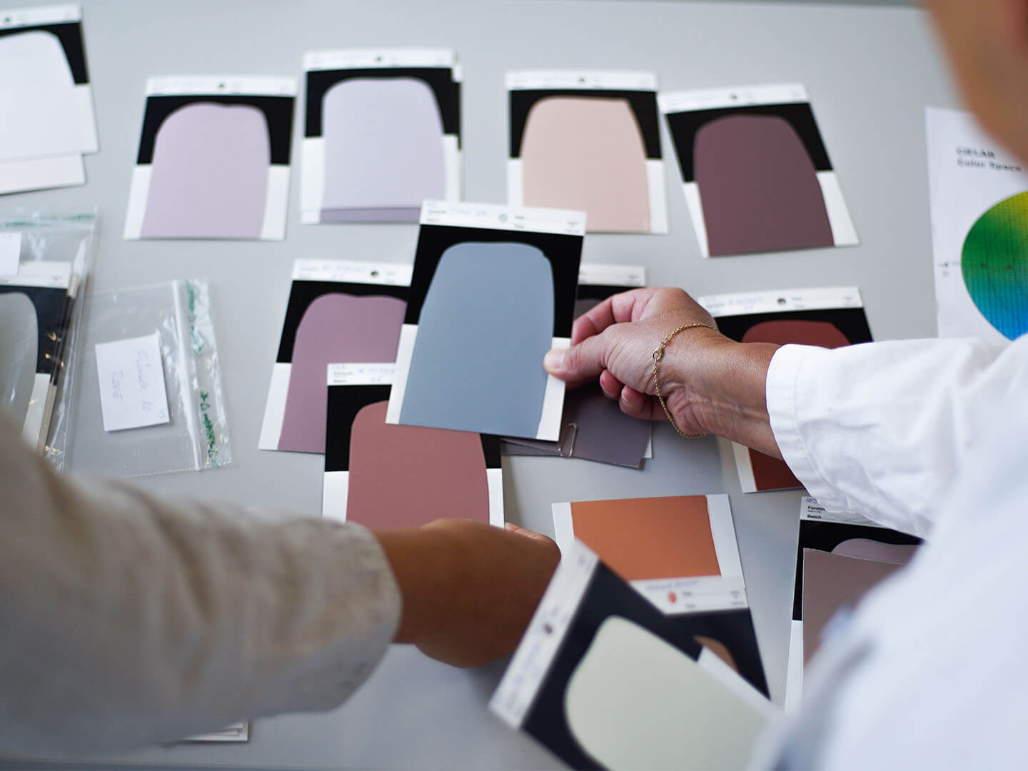 Flügger Färg - Svensk producent av målarfärg & tillbehör